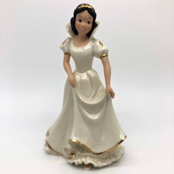 Disney/Lenox | Accents | Disney Showcase Collection Snow White By Lenox ...